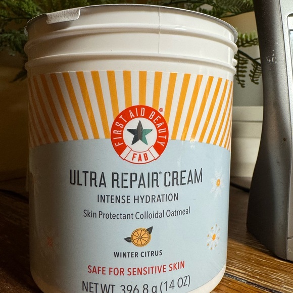 First Aid Beauty | Skincare | First Aid Beauty Ultra Repair Cream ...